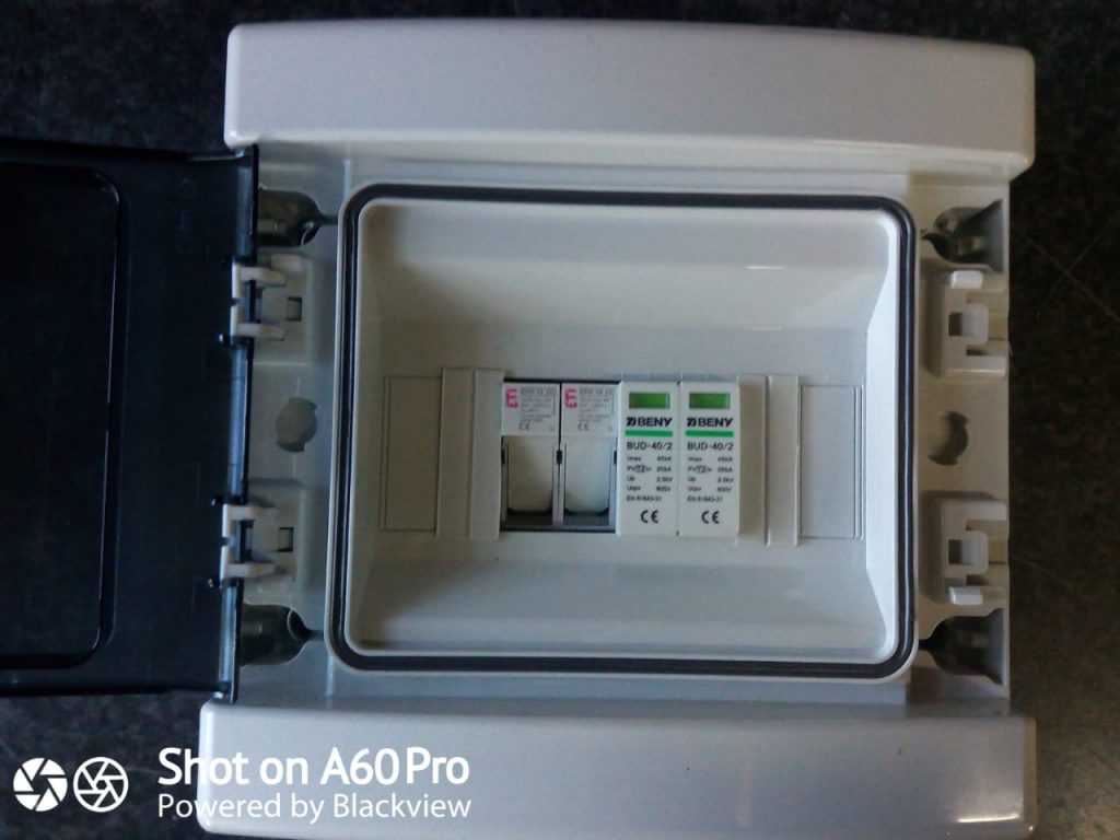 2 String Dc Pv Input Combiner Box 1 Dc Output Solar Equipment